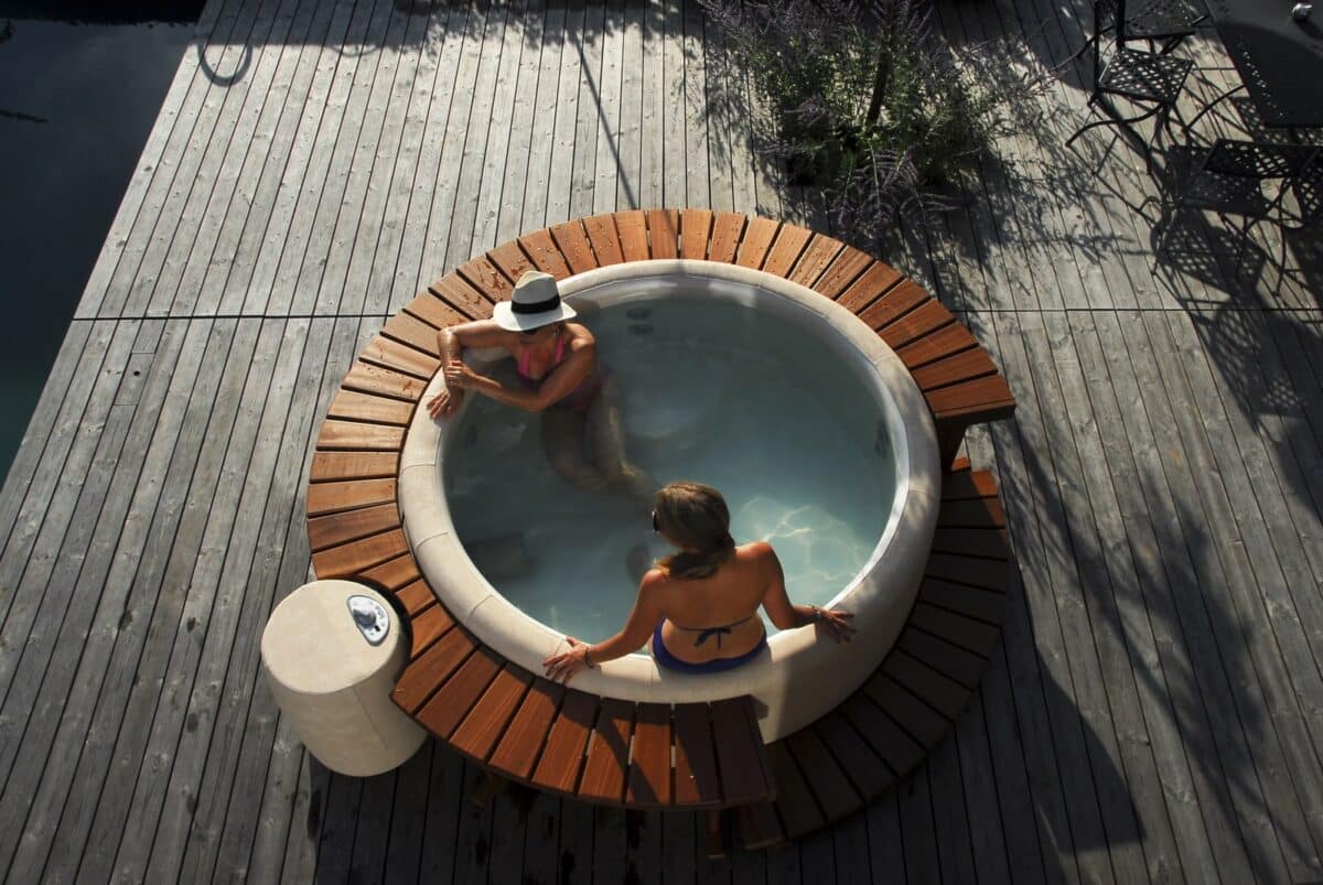 Das Raumwunder - der Softub Whirlpool Sportster